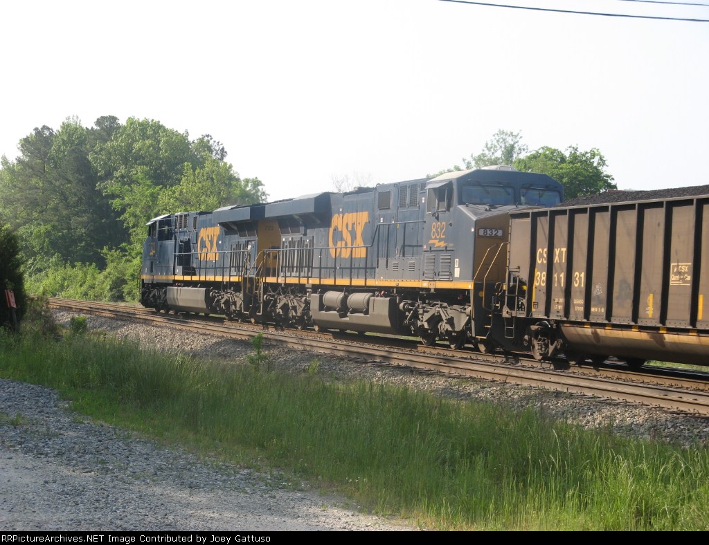 CSXT loaded coal